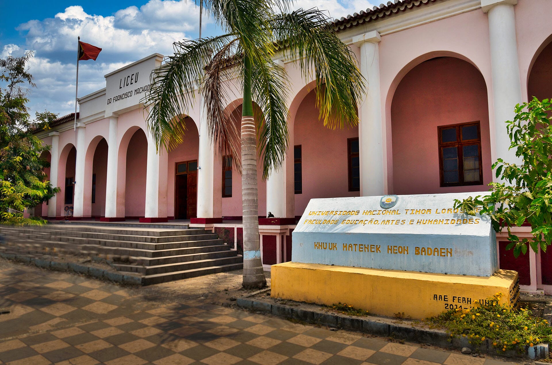 UNTL · The National University of East Timor - Cultivating Humanities